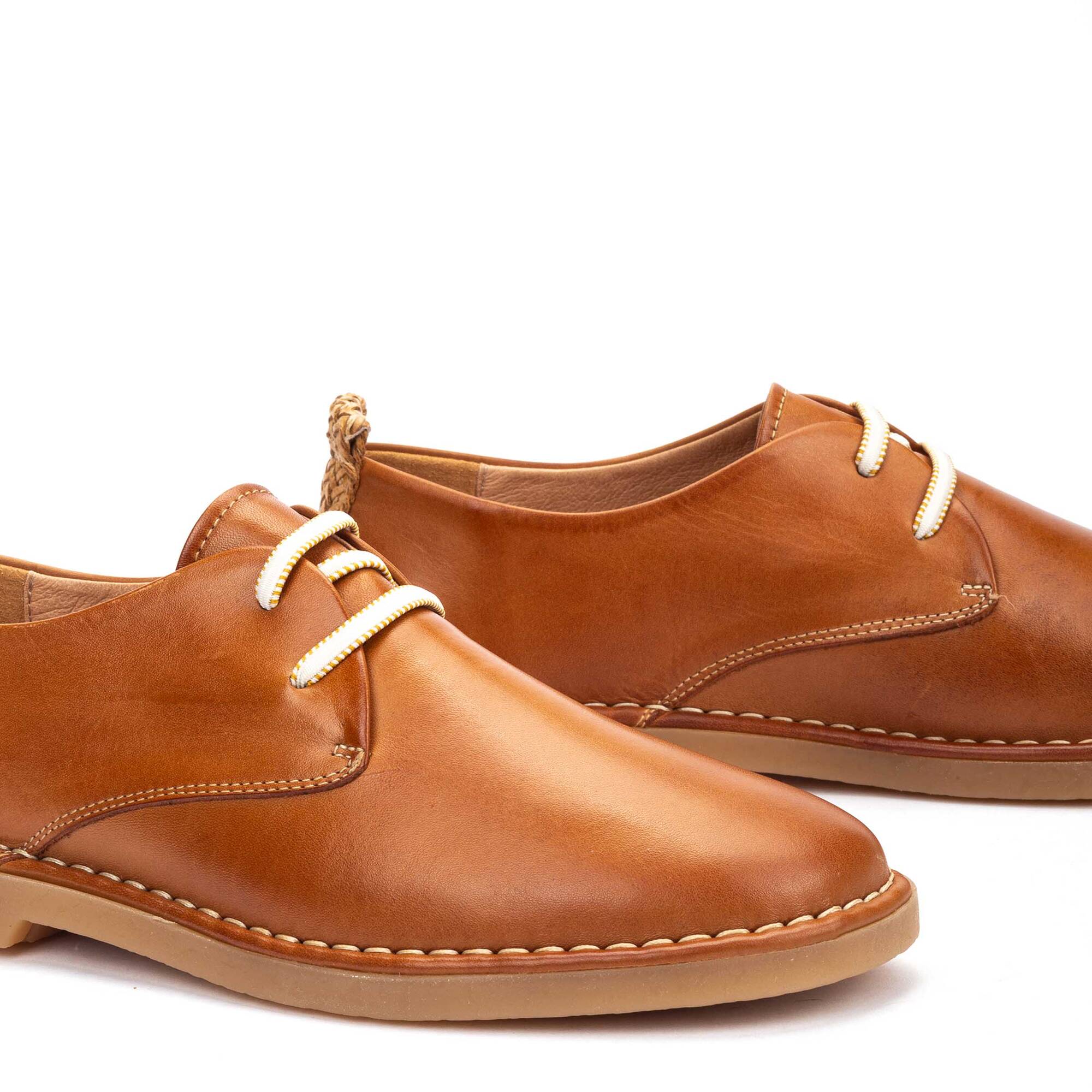 Women's lace-up shoes with elastic closure NOIA W5W-4535 | PIKOLINOS