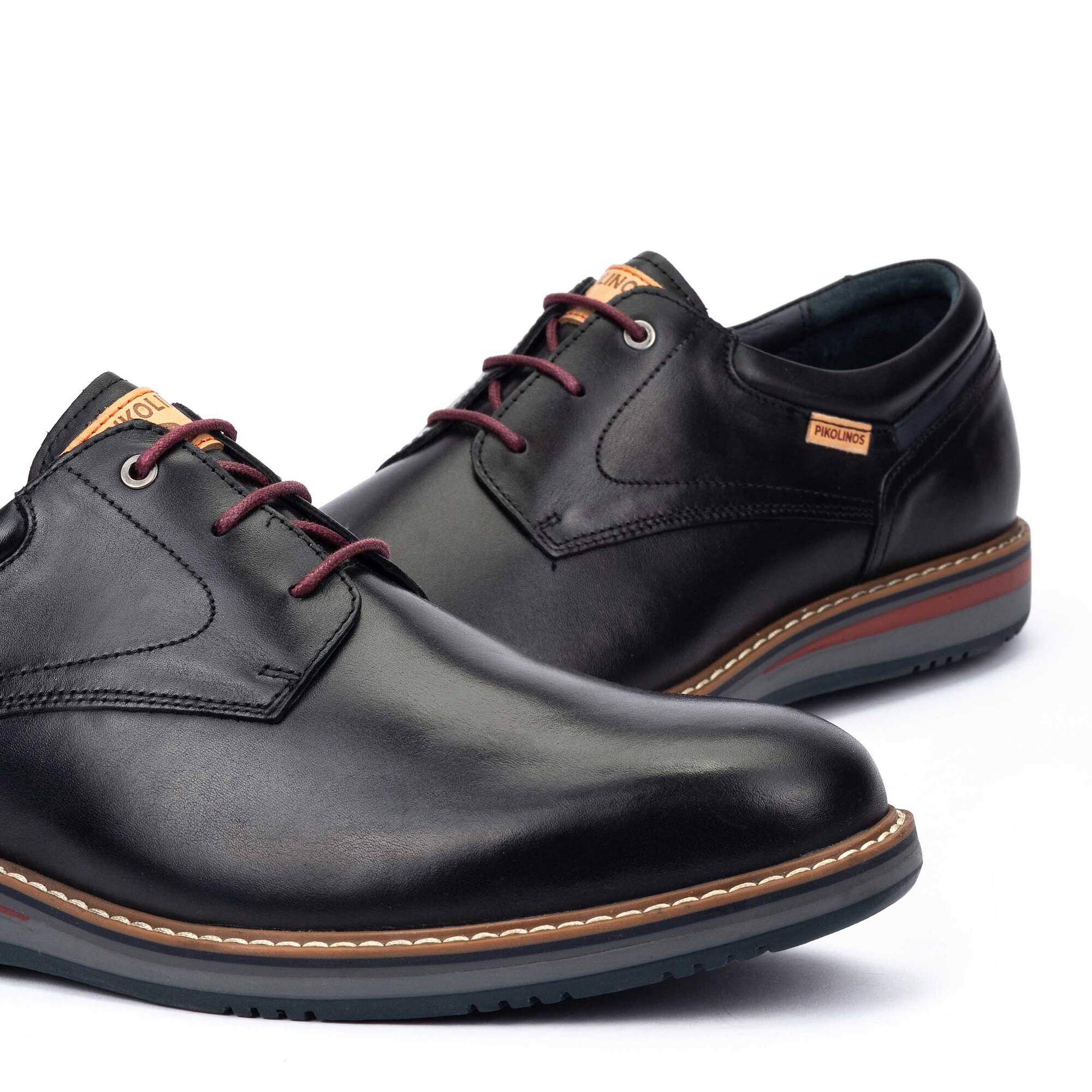 Men's wide-fit leather dress shoes AVILA M1T-4050 | PIKOLINOS