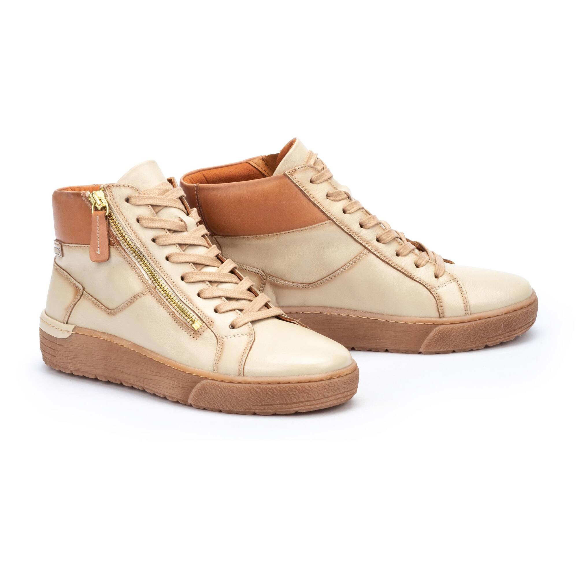 Deportivo abotinado de mujer VITORIA W0T-7559 | Outlet PIKOLINOS