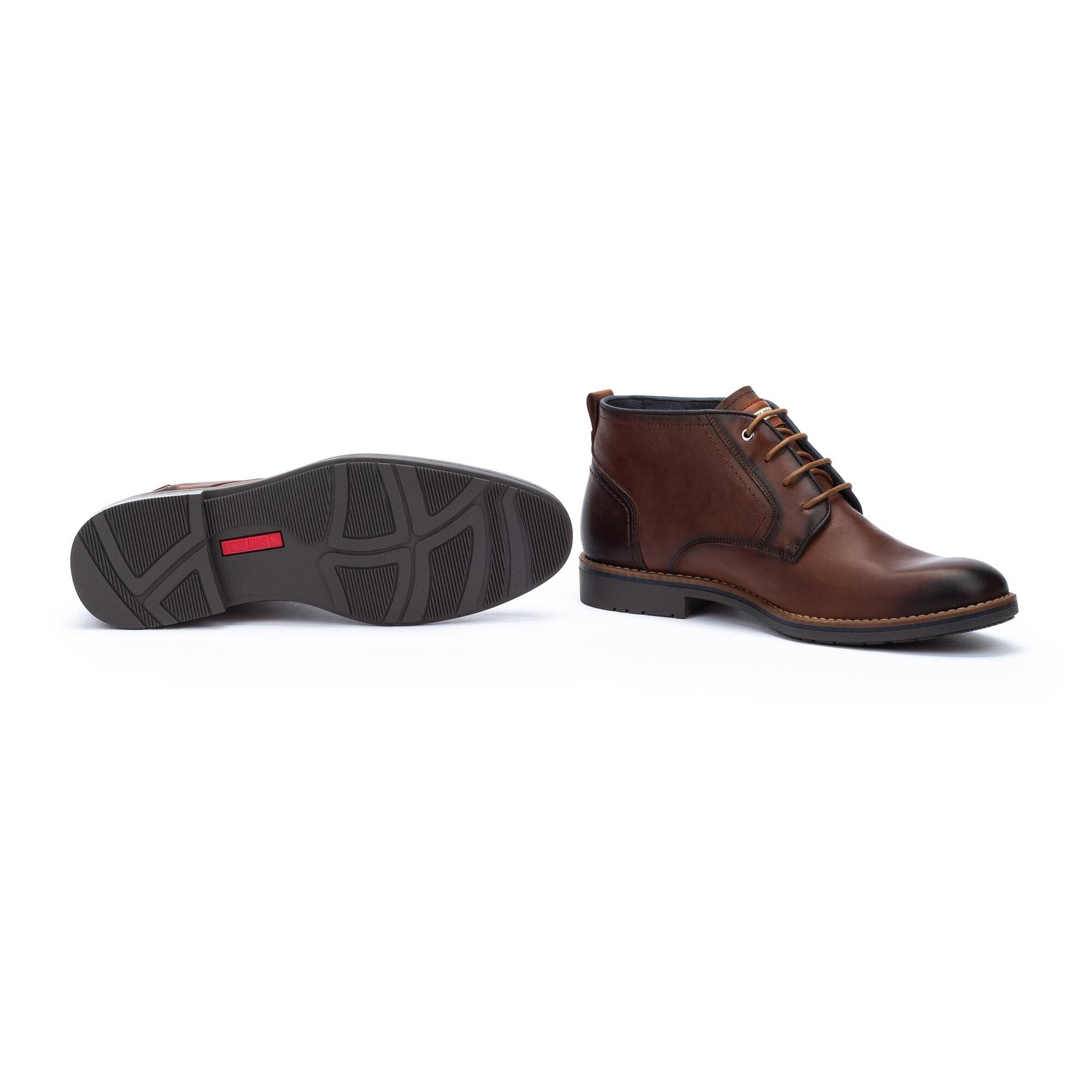 Men’s classic ankle boots LEON M4V-8081 | Outlet PIKOLINOS